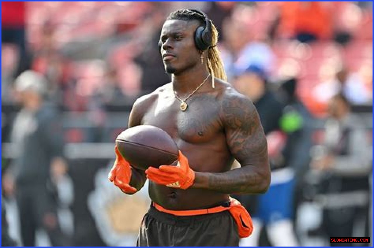 David Njoku Biography, Age, Height, Wife, Net Worth, Family